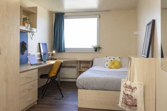 Leeds Student Accommodation & Housing | Mystudenthalls.com