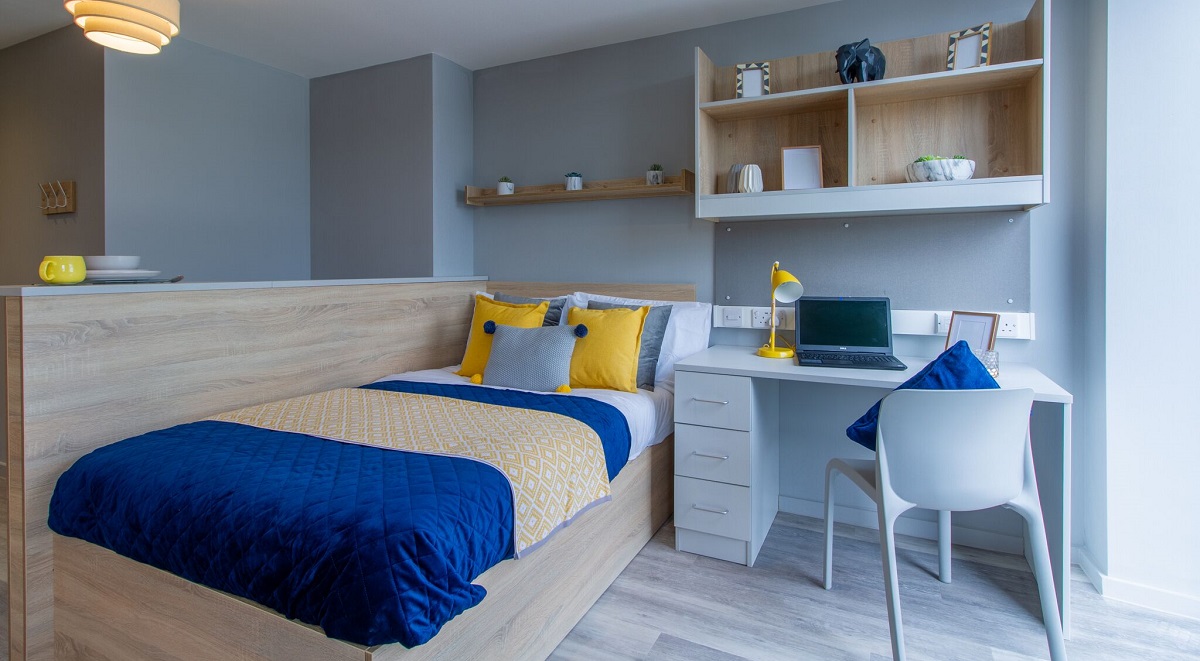 Renslade House Student Accommodation Exeter. Mystudenthalls.com